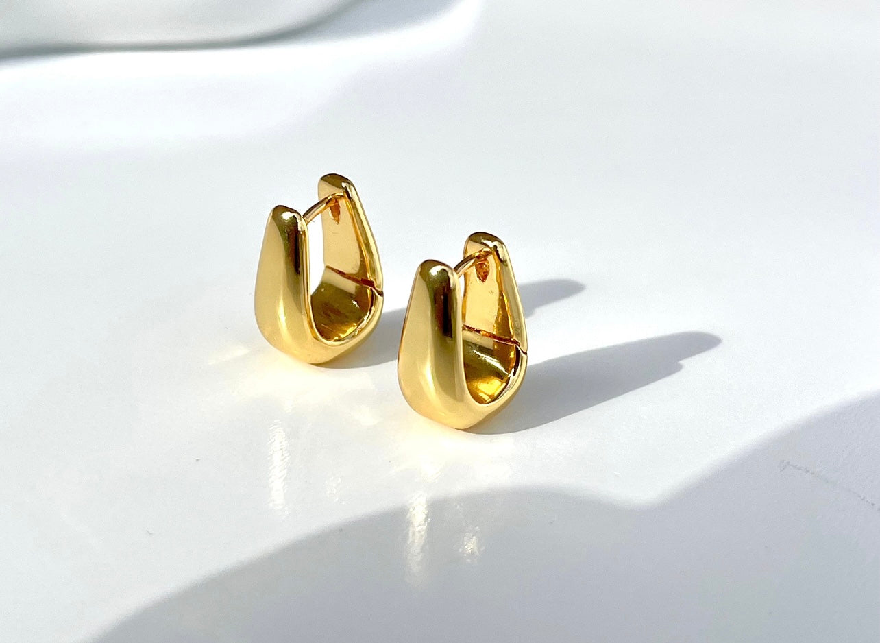 Egovin Jewelry - Gold Statement Earrings Hub
